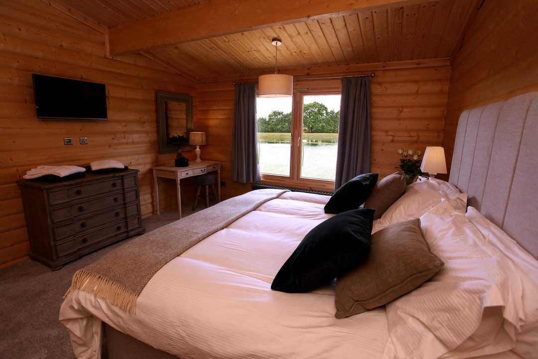 Trinity lodge - Cambridgeshire Lakes