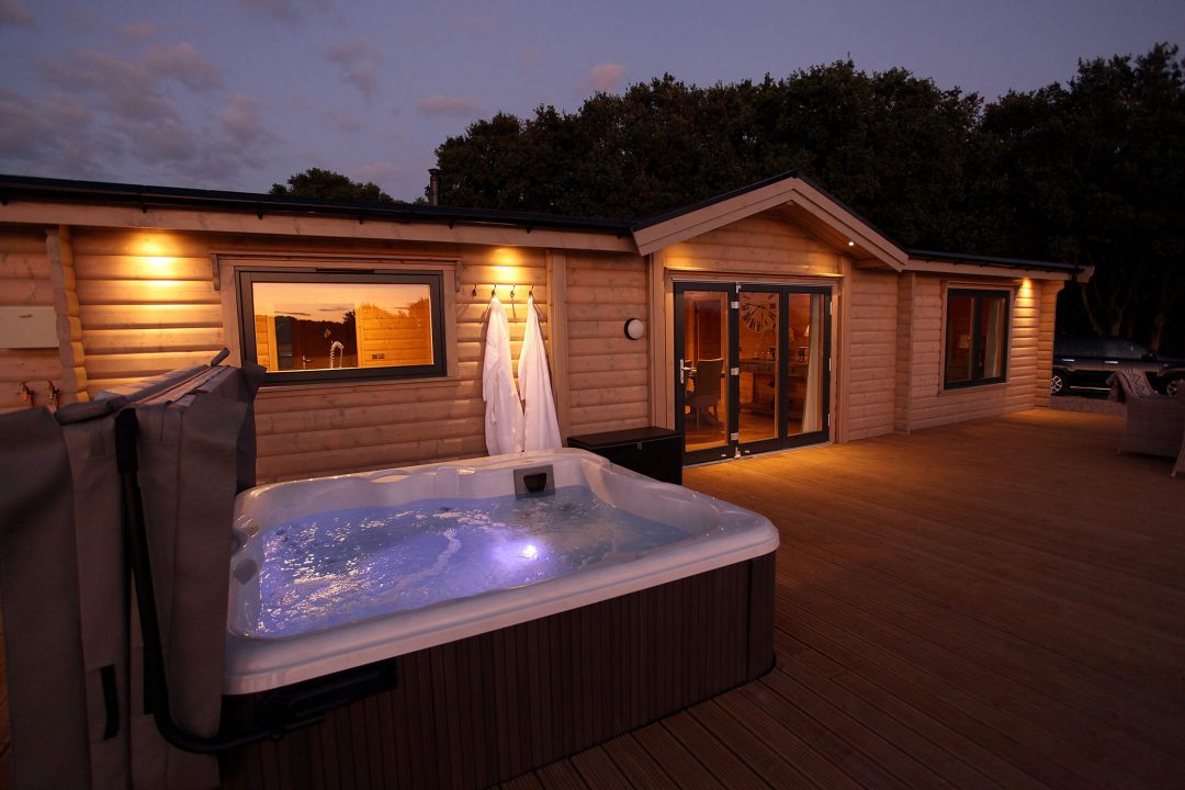 Trinity lodge - Cambridgeshire Lakes